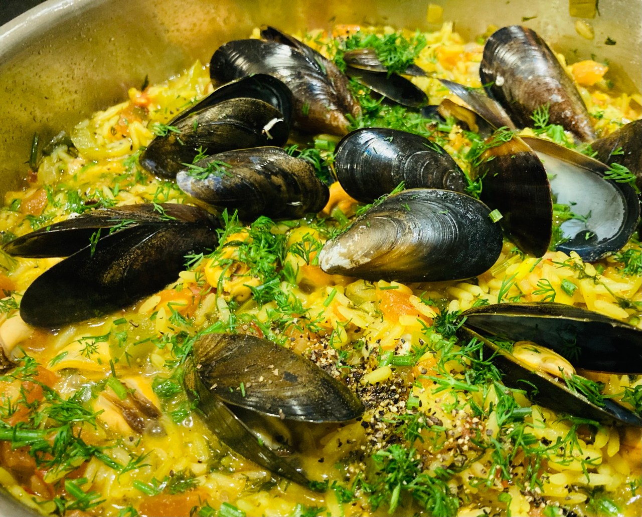 Mussel pilaf with dill – Pigeon Cottage Kitchen